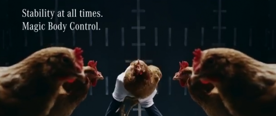 Mercedes Benz te explica con gallinas como funciona el Magic Body ...