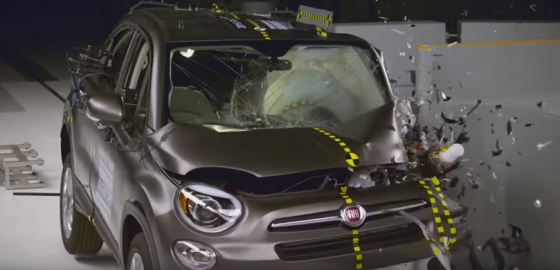 Mira en video como el Fiat 500X se gana el Top Safety Pick+ 2016 de la ...