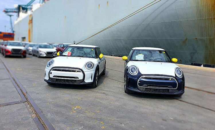 Ya están en Chile las primeras unidades del MINI 100% eléctrico – Racing5